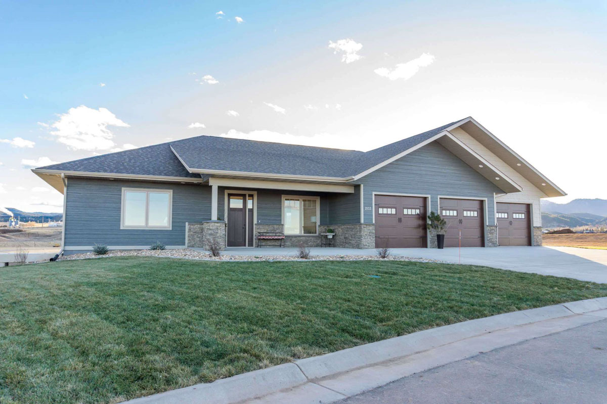 Forever Home in the Foothills - Diamond Kote® Siding System