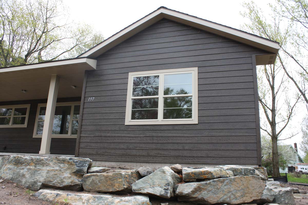 Rustic Ranch in the City - Diamond Kote® Siding System