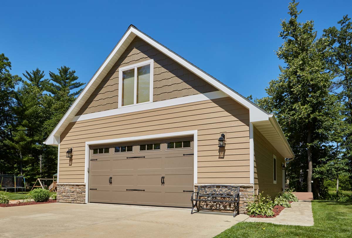 Riverfront Renovation Garage - Diamond Kote® Siding System